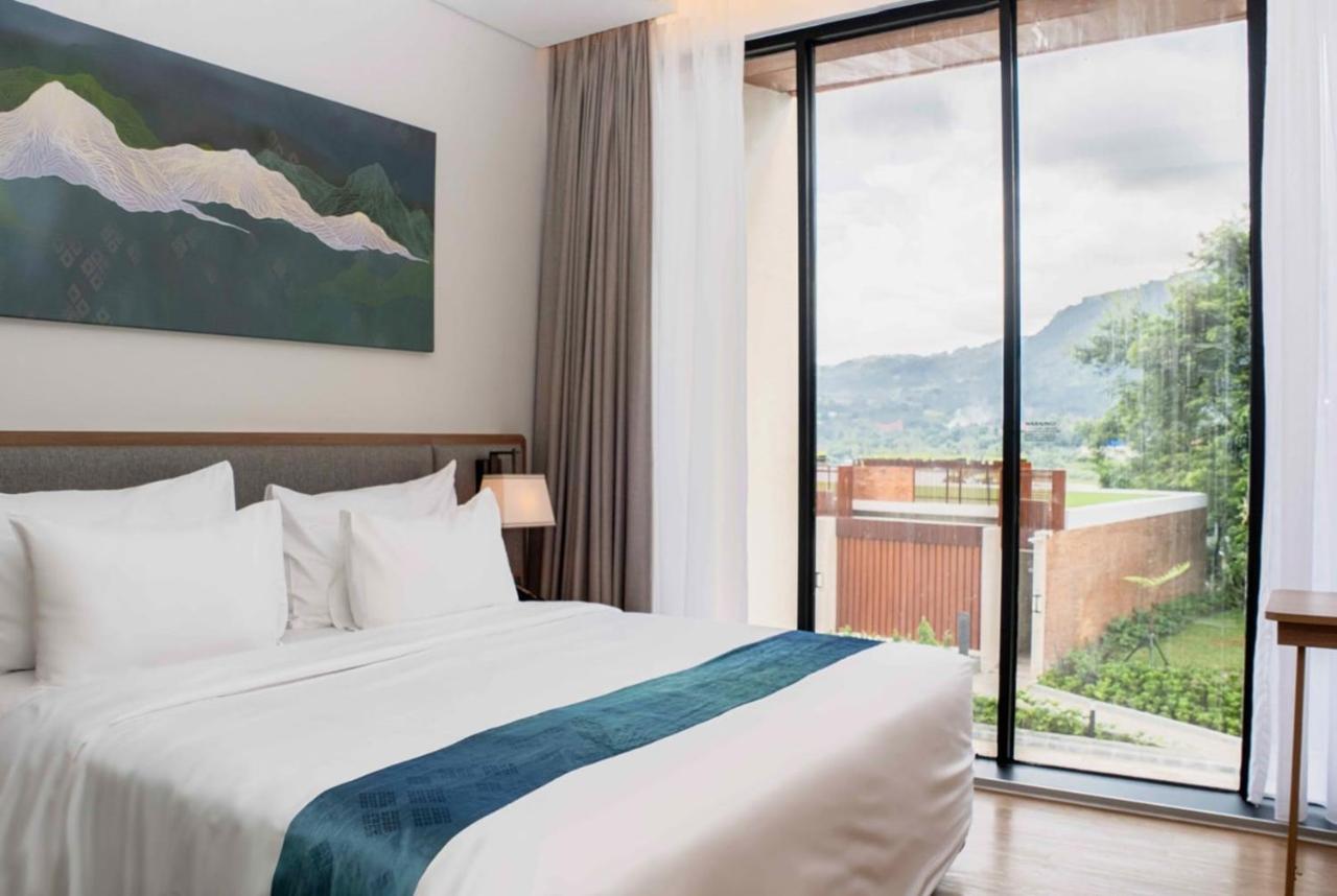 Stay at Marianna Resort | Samosir - Lake Toba | 5-star resort